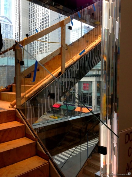 Modern-meets-heritage: Burberry expands Michigan Avenue Chicago shop ...