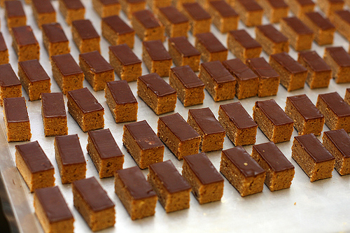 Parisian chocolate scene to have an Alain Ducasse's chocolate boutique ...