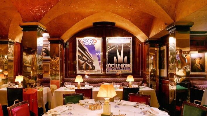 Annabel’s, Berkeley Square, London - 2LUXURY2.COM