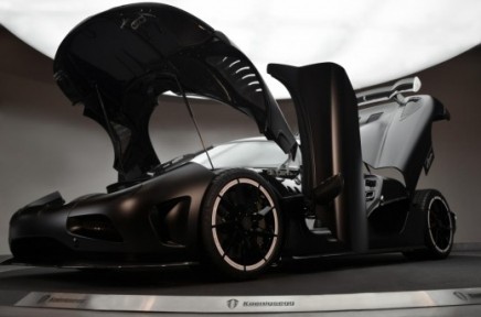 Koenigsegg One:1 hypercar - the fastest Koenigsegg yet - 2LUXURY2.COM