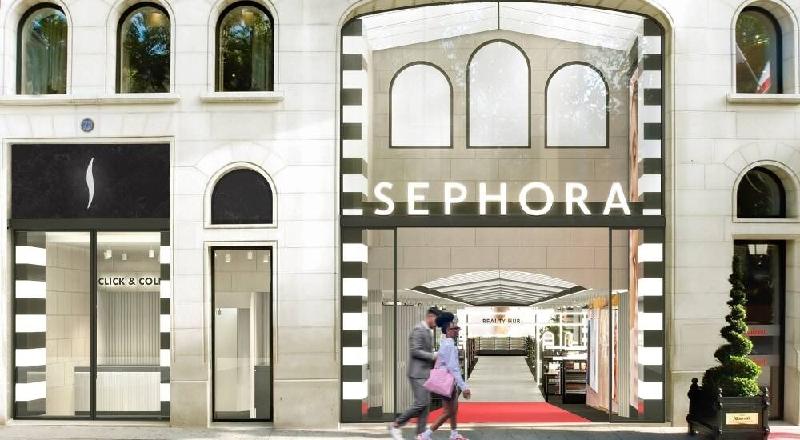 Sephora Is Unveiling the Beauty Arc de Triomphe on Champs-Élysées ...
