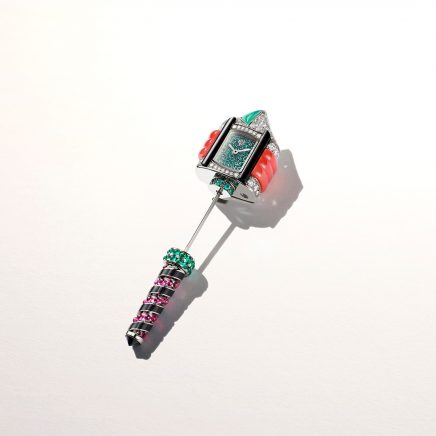 Cartier Libre Polymorph Makes Jewelry Functional And Offers Unusual ...