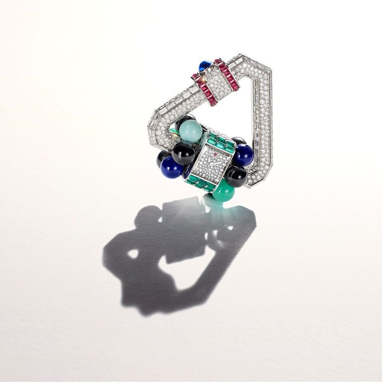 Cartier Libre Polymorph Makes Jewelry Functional And Offers Unusual ...