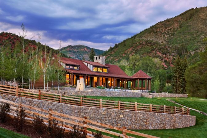 The 800-acre Aspen Valley Ranch offers the best of both worlds ...