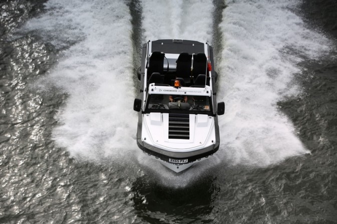 High Speed Amphibian: The Humdinga - one of the more rugged vehicles ...