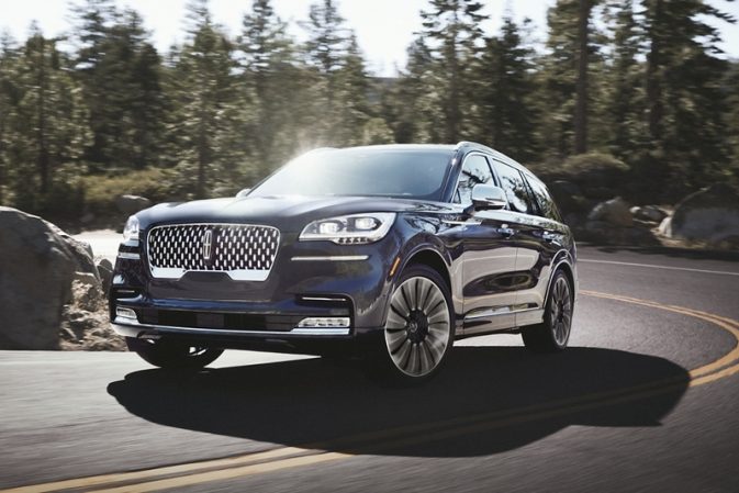 Lincoln announced first fully electric vehicle - 2LUXURY2.COM