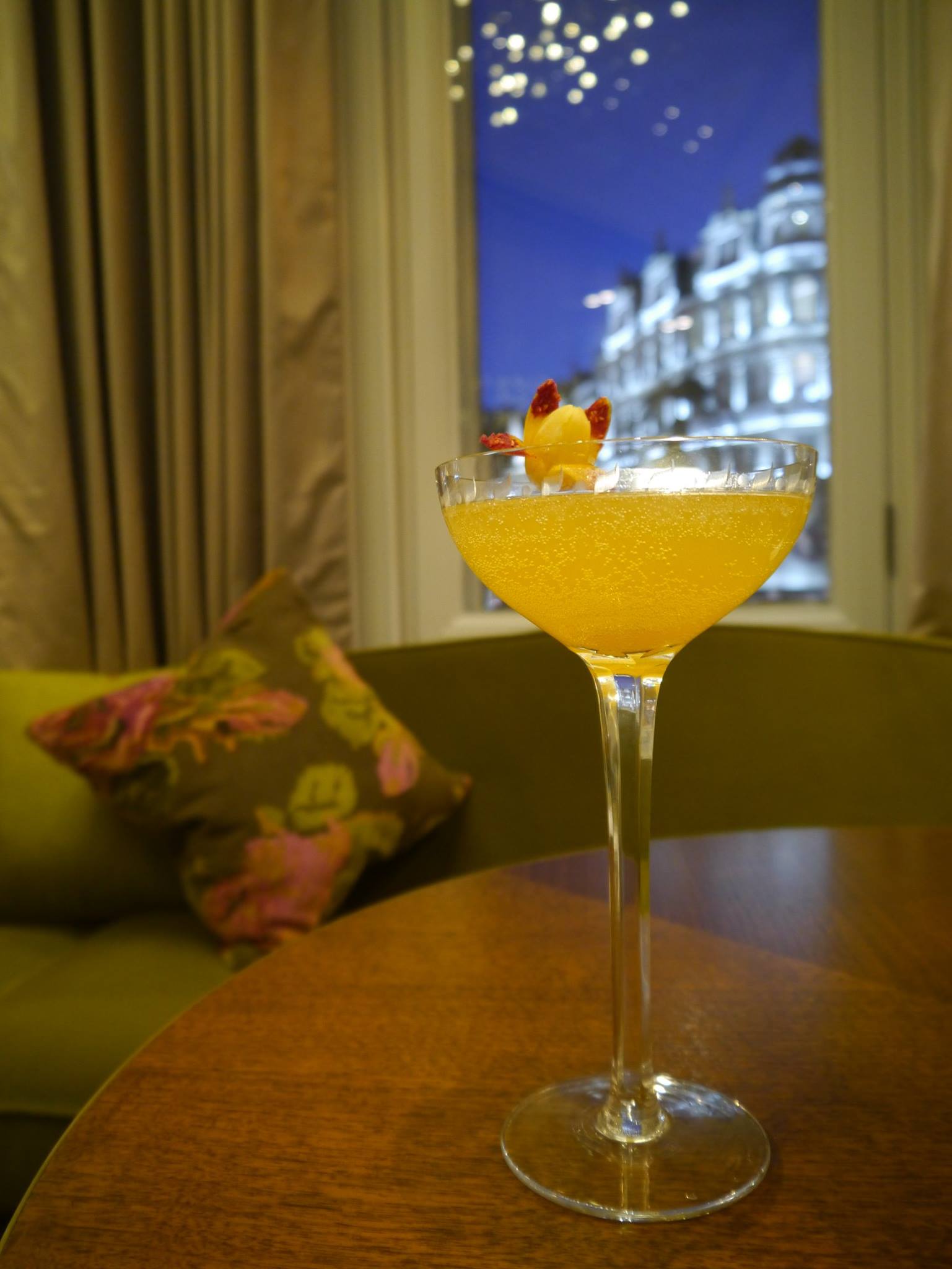 fashion-themed champagne afternoon tea, served with this fabulous Chloé ...