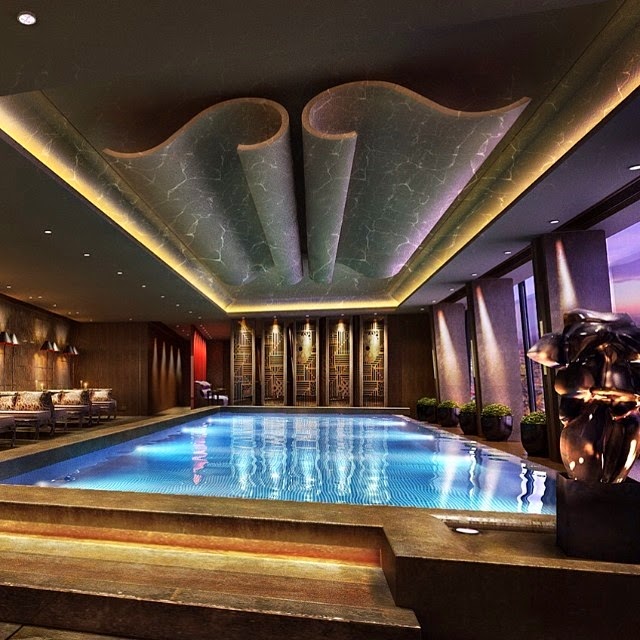 Swim in the highest swimming pool in Western Europe - 2LUXURY2.COM
