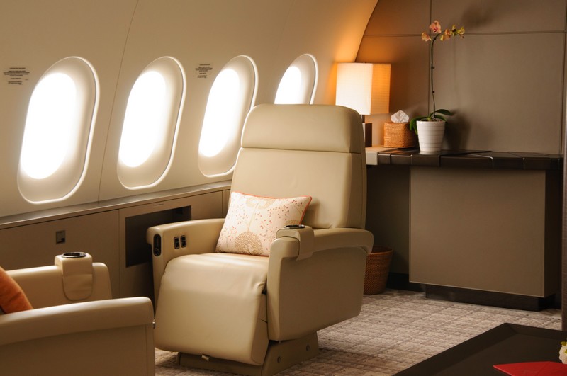 The cabin of the 787 Dream Jet is turning into a gallery of art